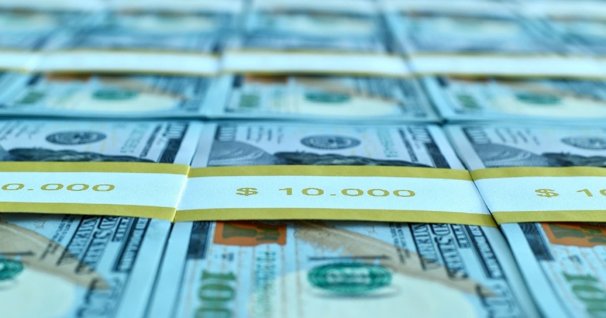 DB busts counterfeit dollar, rupee gang