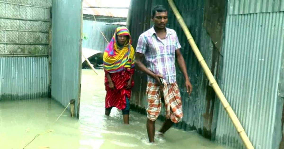 Nearly 30 Rangpur villages flooded, 25,000 people marooned