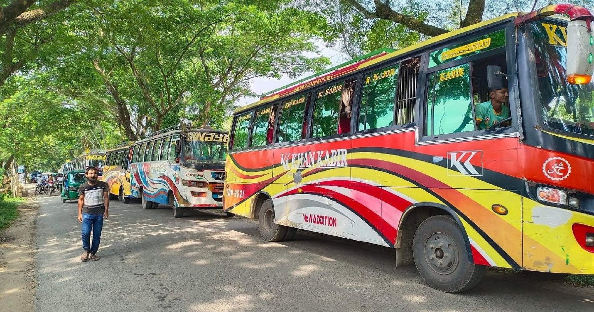 30 ‘special’ buses hit Rajshahi city roads amid three-wheeler drivers ...