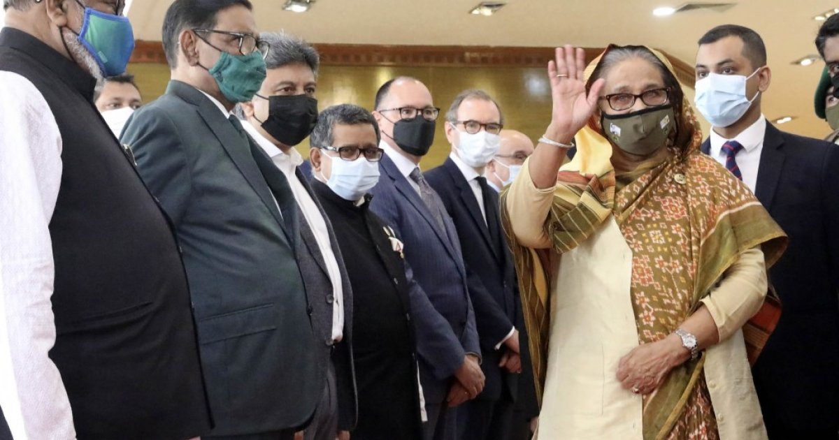 PM Hasina reaches London