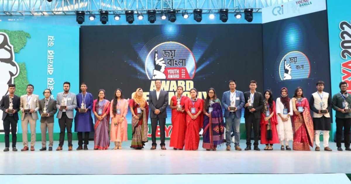 10 changemaking organizations win Joy Bangla Youth Award 2022