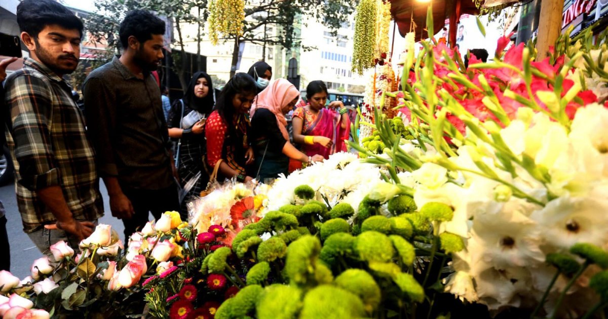 Flower prices skyrocket as Bangladesh celebrates Pohela Falgun ...