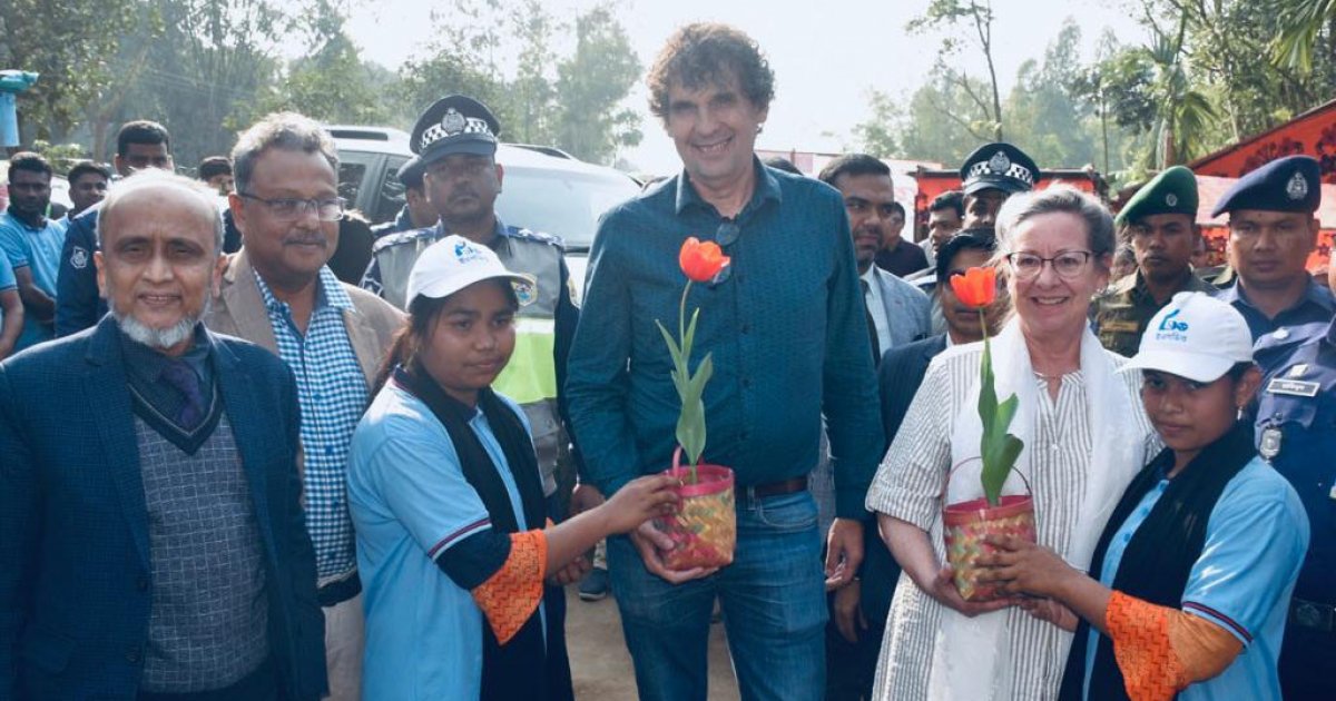 Delegates from Denmark embassy in Bangladesh, IFAD visit tulip garden ...