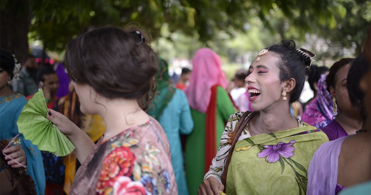 New school textbook features hijras