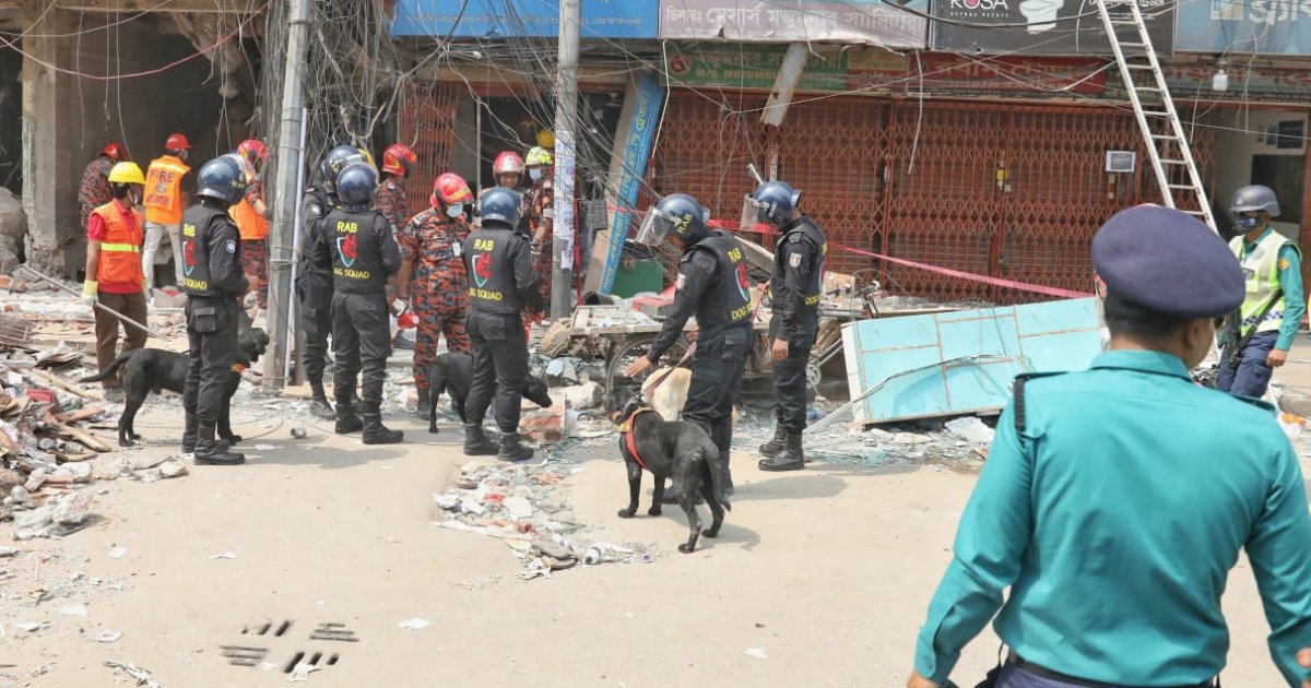 Gulistan blast: RAB dog squad deployed to find missing persons