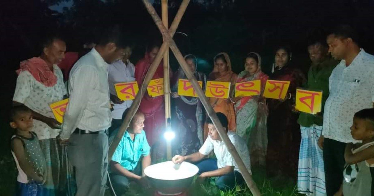Light traps becoming popular among farmers