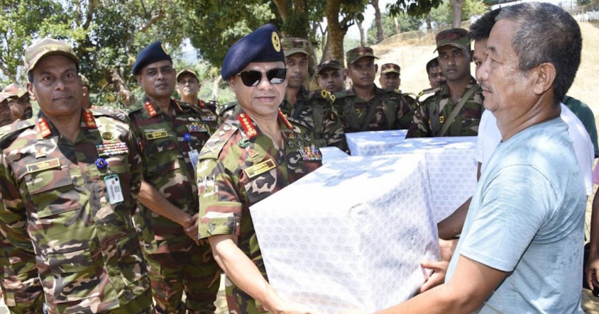 Army chief shares Eid joy with soldiers in Ctg Hill Tracts