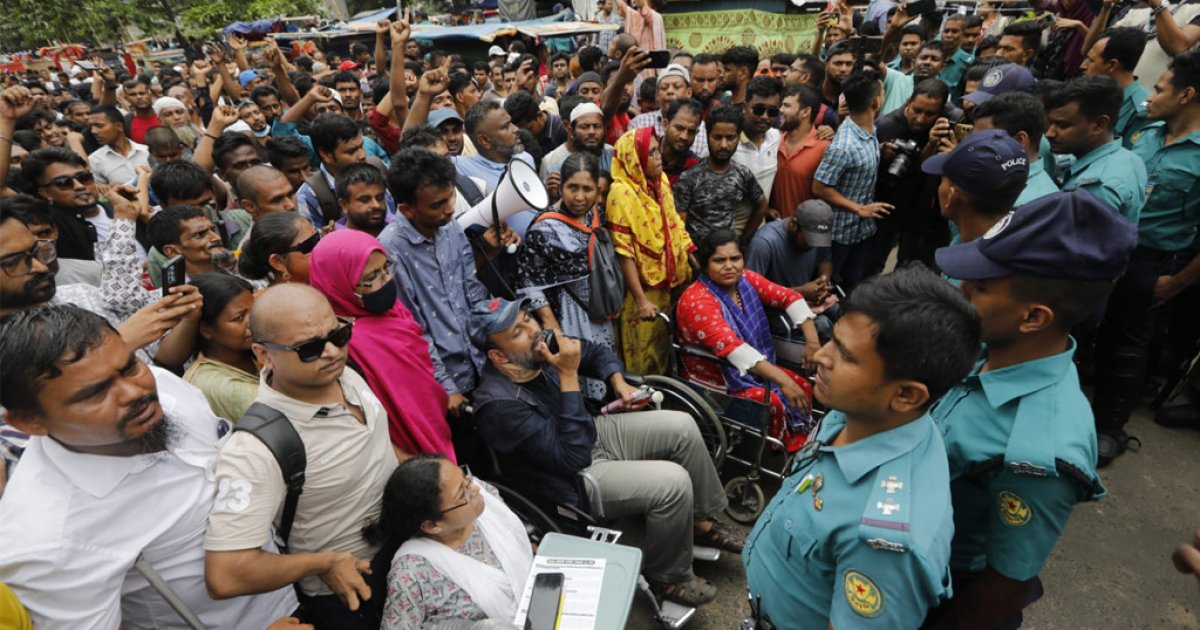 Persons with disabilities hold protest demanding special quota in govt ...
