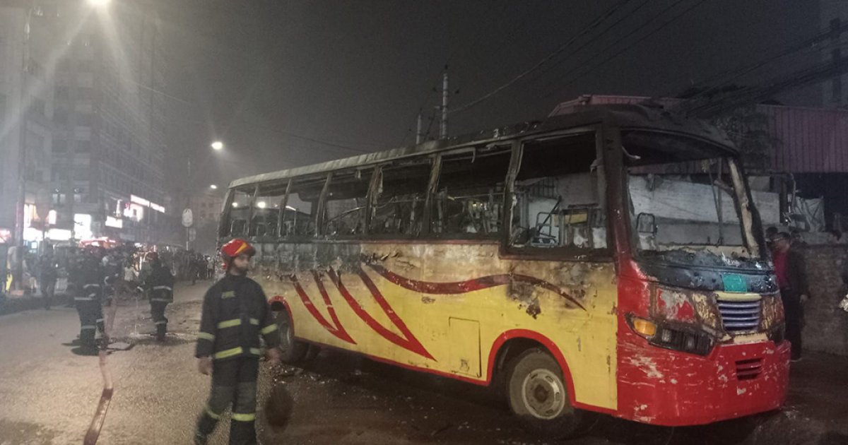 Bus set on fire in Dhaka’s Badda