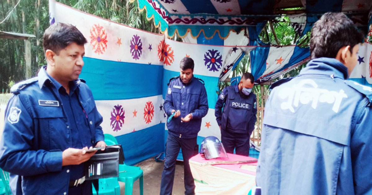 Independent candidate Lipi’s establishment torched in Bogra-1 constituency