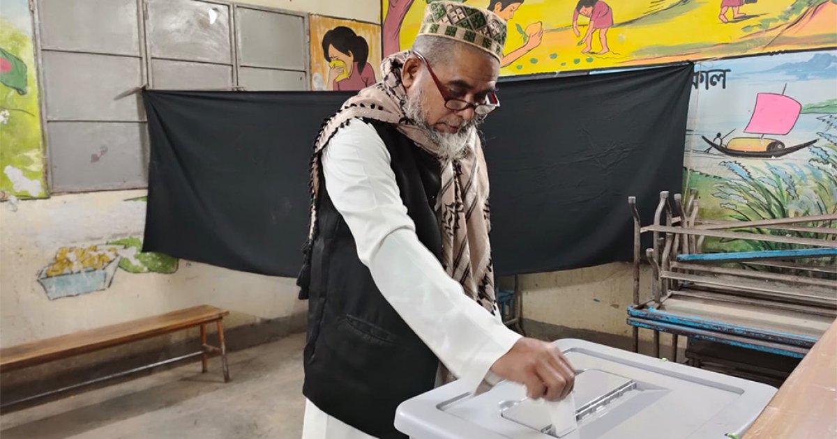 Bangladesh begins casting votes in 12th national parliament election