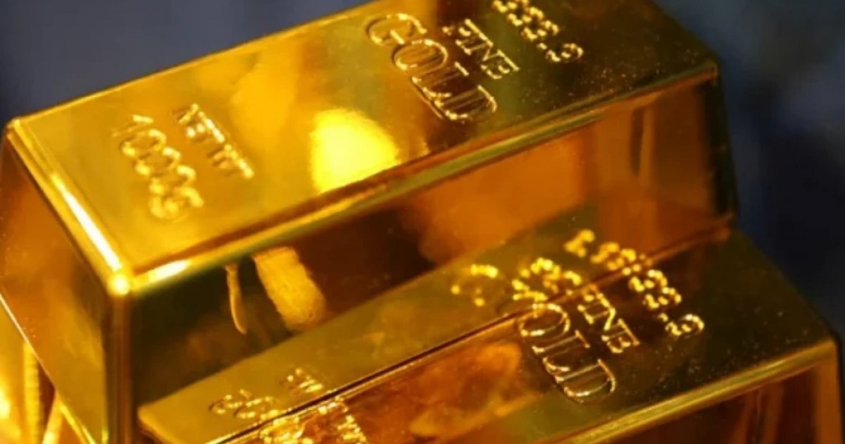 Gold prices hit record high