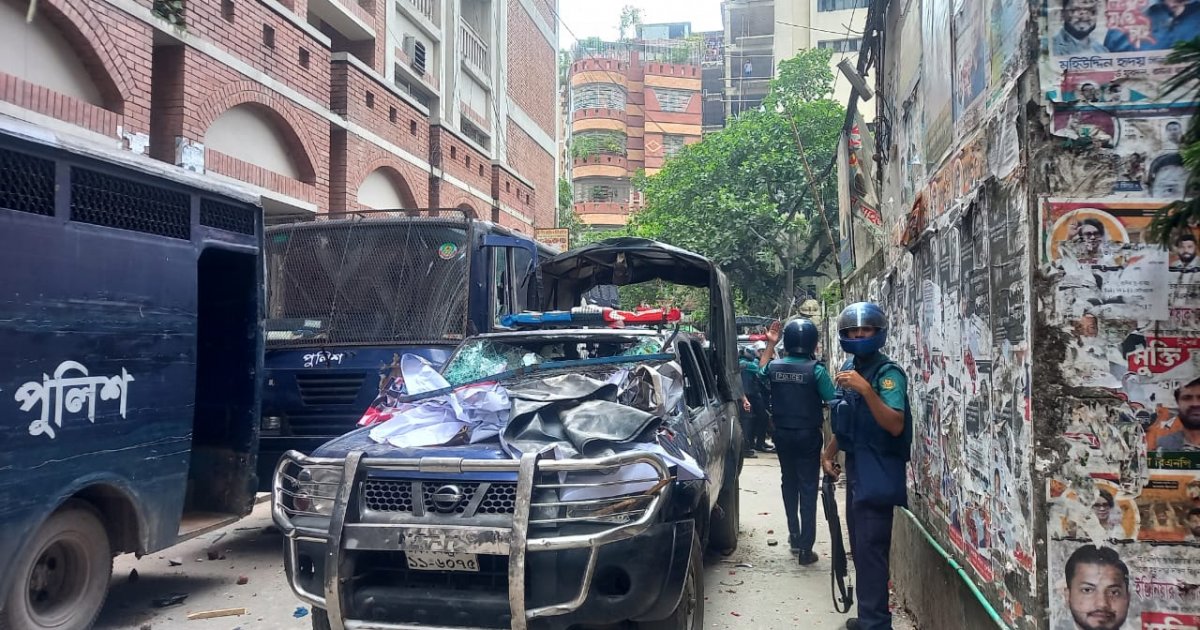 Additional DIG urges public not to attack police