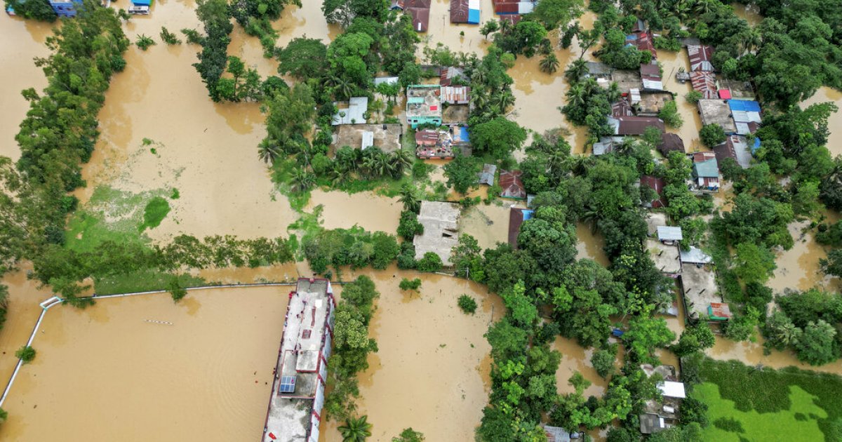 Death toll rises to 23 in Feni flood