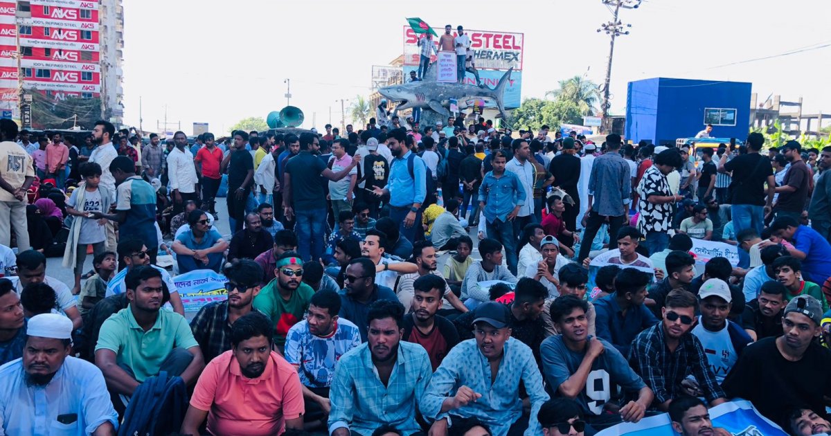 Saint Martin residents lift street blockade after assurance