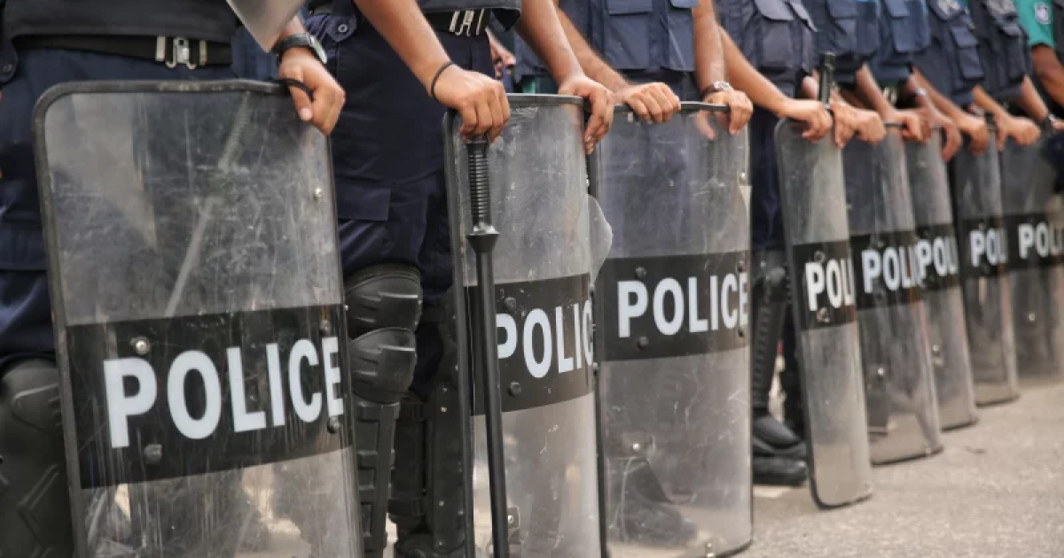 Eminent citizens: People want police force free from political influence
