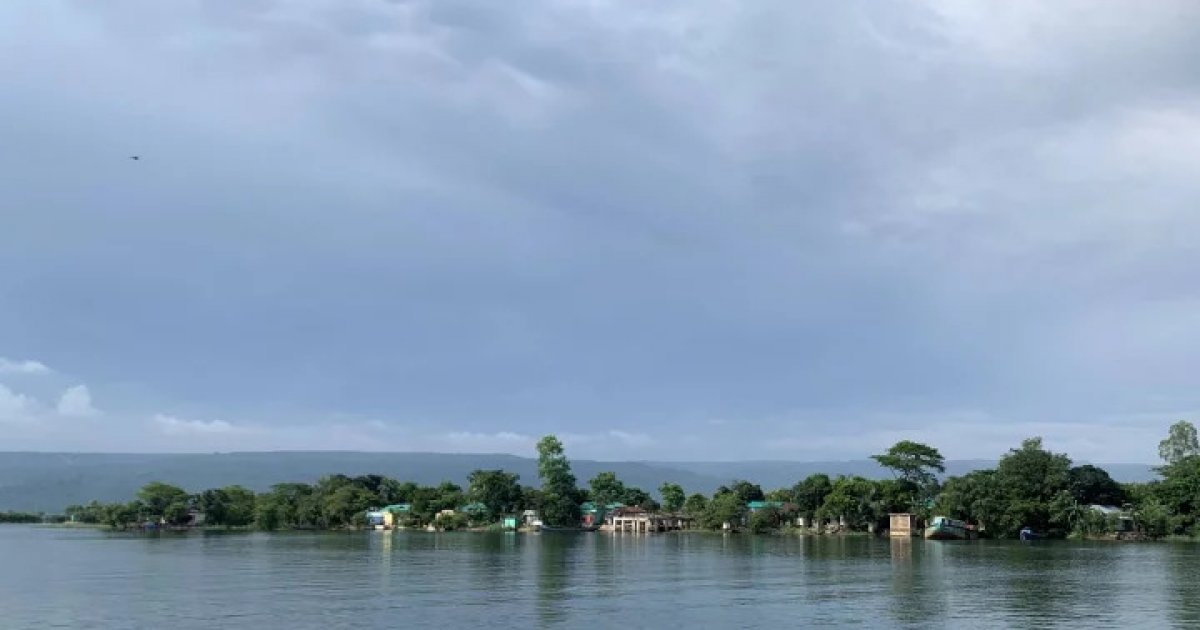 Flood warning issued as seven rivers exceed danger level in Bangladesh
