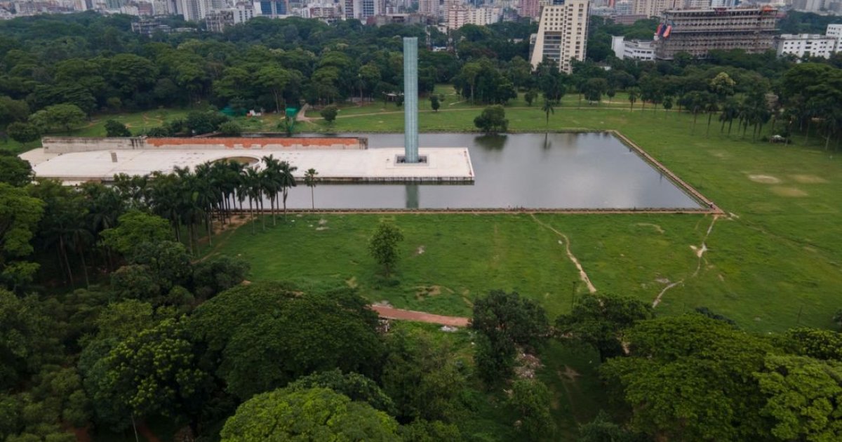 Are open spaces in Dhaka adequate for residents?