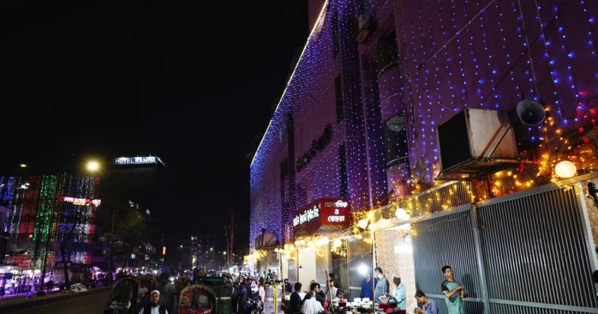 Dhaka malls dazzle well ahead of Eid shopping frenzy