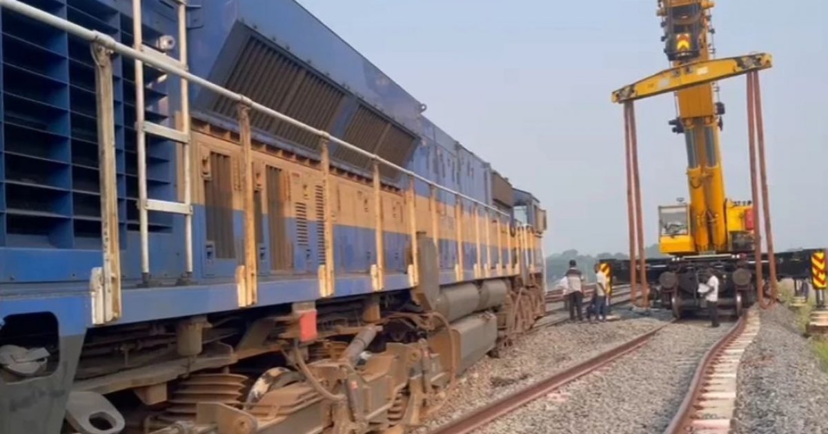 Dhaka’s rail links with Chittagong, Sylhet restored after 2hrs