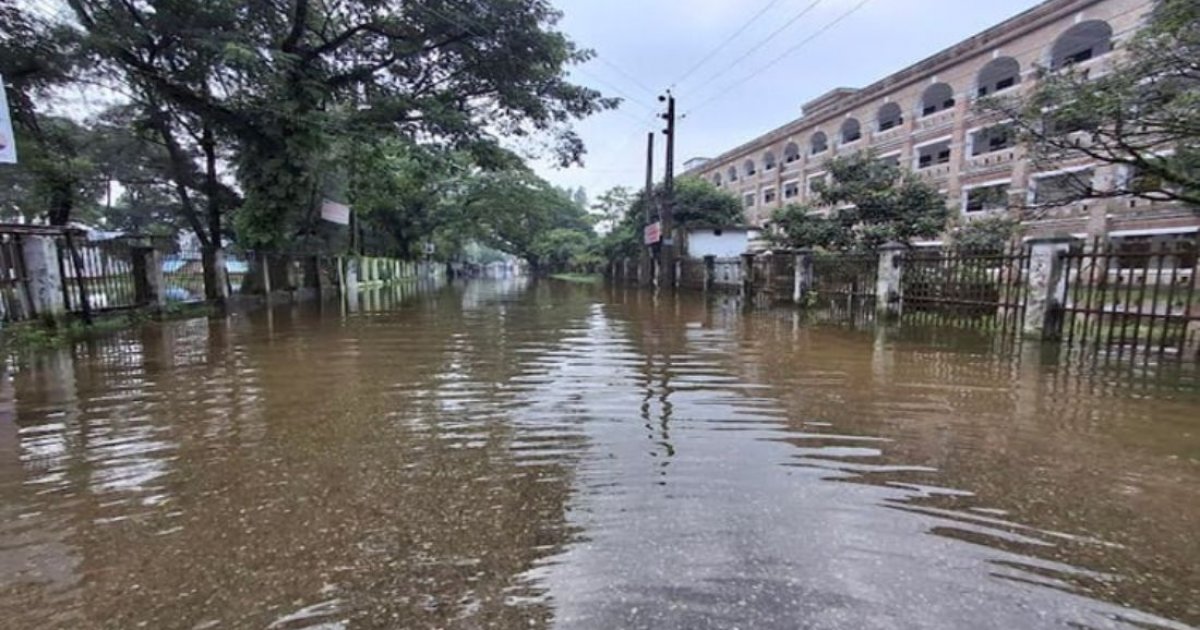 Over 41,000 families stranded due to Noakhali flood