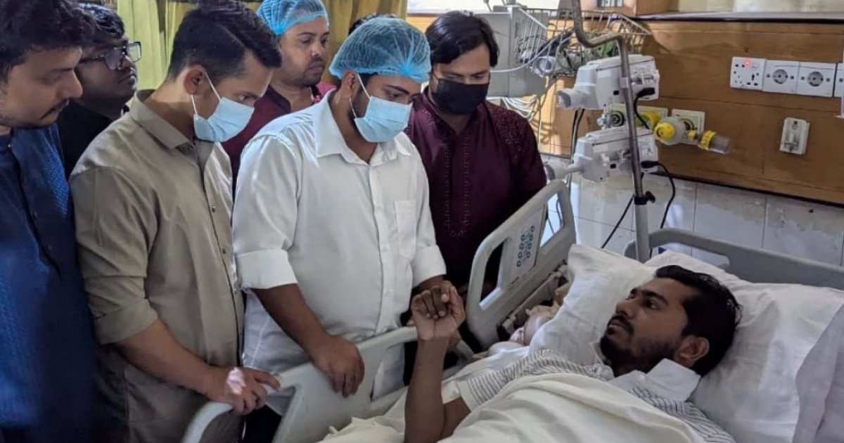 Nahid, Sarjis visit Nur at DMCH after returning from China