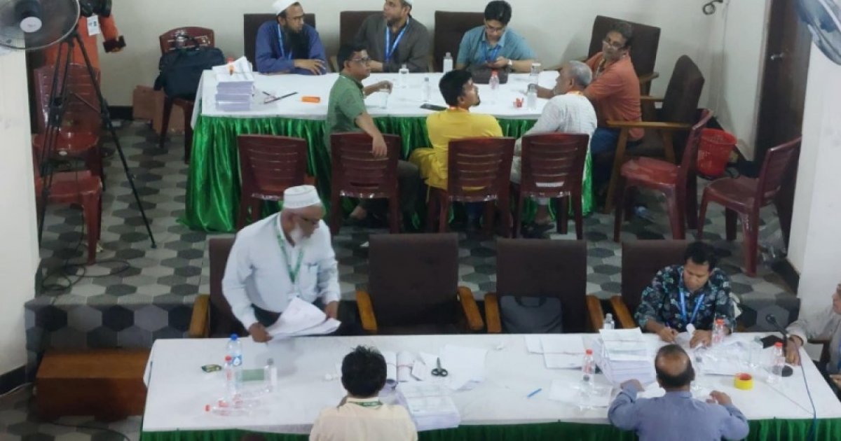 Jucsu vote counting delayed, result uncertain as hall tallies continue