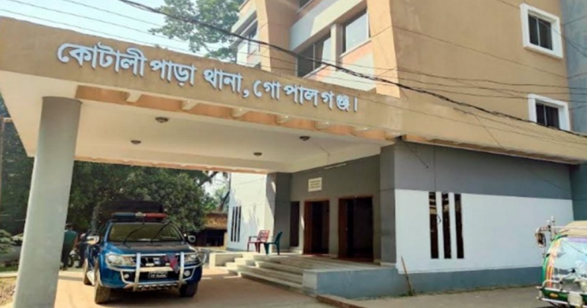 Cocktail attack on Gopalganj police station leaves three officers injured