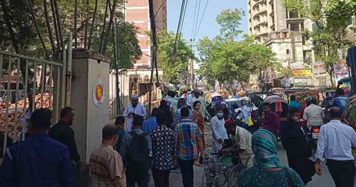 Security concerns grow at Dhaka’s lower courts