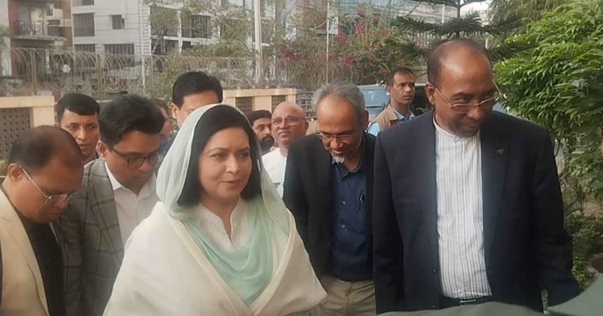 Zubaida Rahman visits Khaleda Zia at hospital