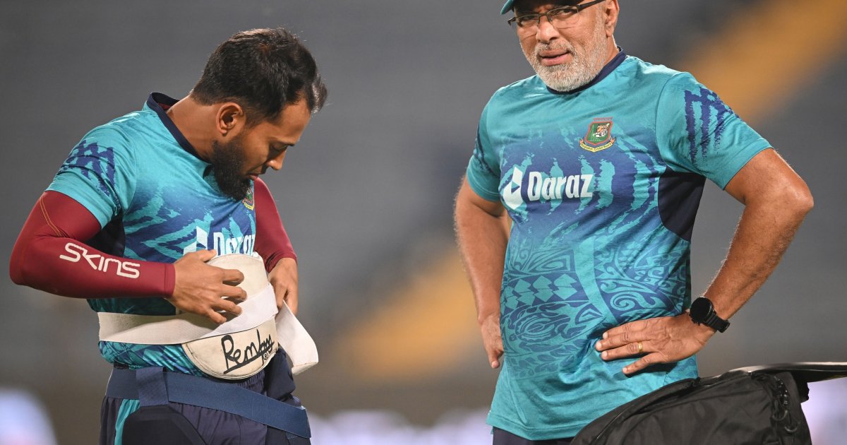 Hathurusingha denies constant shuffle caused poor batting performance