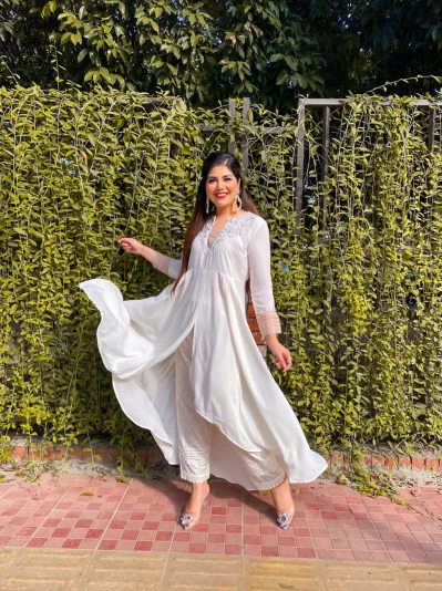 Talk of the town: Who're you wearing?