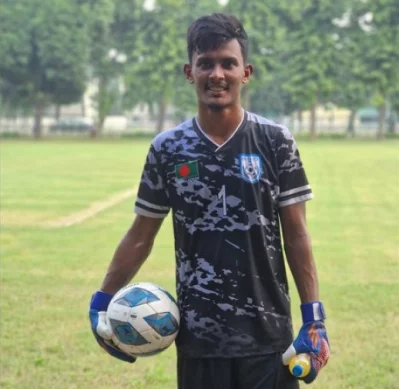 Asif attracts highest bid at BFF auction