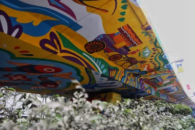 Colourful Dhaka: Mohakhali flyover now a living tapestry of tradition