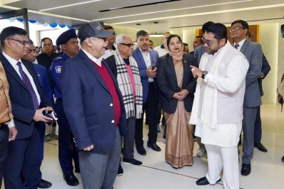 Industries Minister visits Sheltech Ceramic's factory