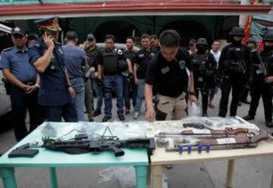 Filipinos give Duterte 'excellent' rating for his deadly war on drugs