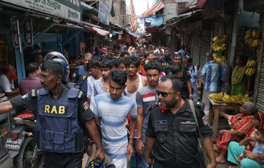 Massive RAB narcotics drive in Dhaka’s Geneva Camp