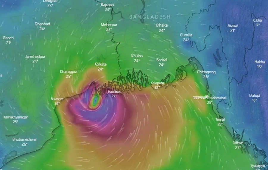 Cyclone Bulbul weakens, starts crossing West Bengal-Khulna coast