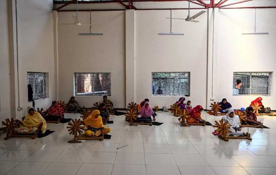 'Woven air': Bangladesh revives elite forgotten fabric Muslin