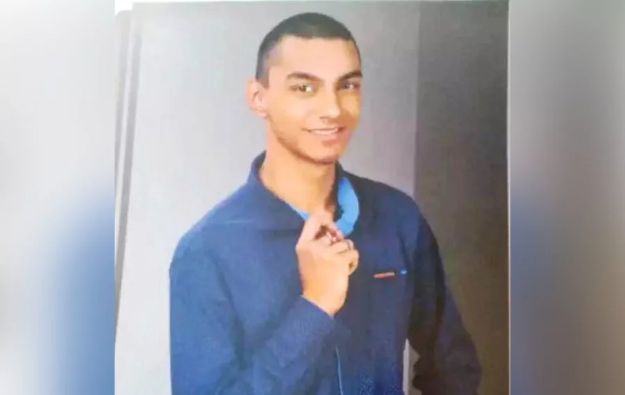 Bangladeshi expat’s son takes up arms to fight for Ukraine