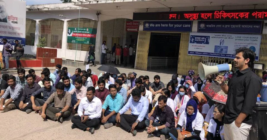 RMCH Intern doctors return to work suspending strike