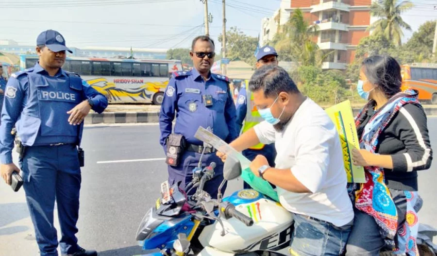 Vehicles being searched, phones being checked at Dhaka entry points