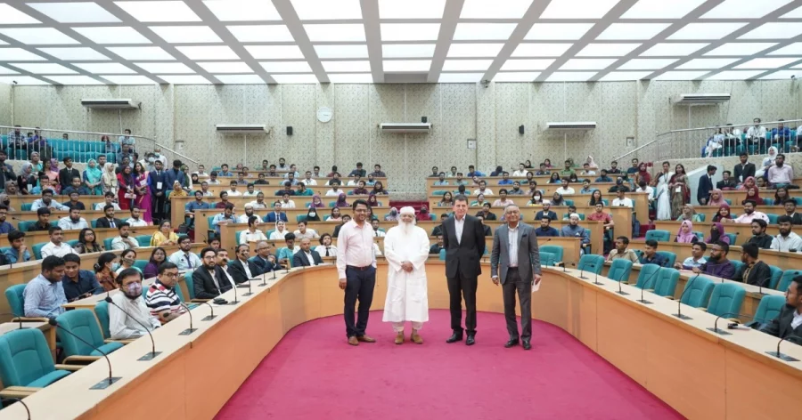 Global CEO André Lacroix visits Dhaka