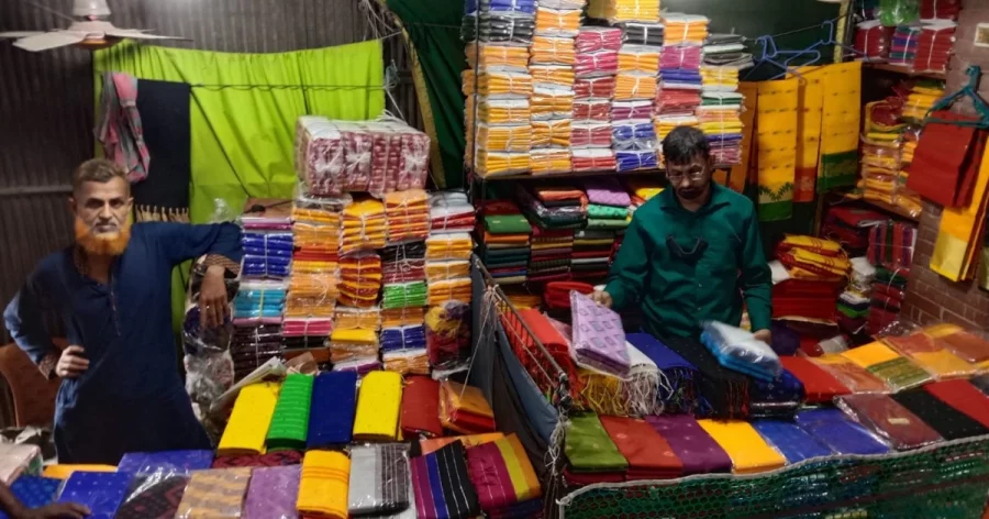 Tangail Tantpalli serving local, foreign buyers