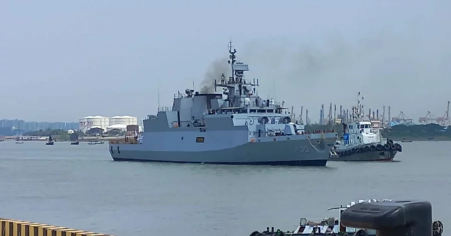 Indian navy’s largest corvette Ins Kiltan arrives in Chittagong