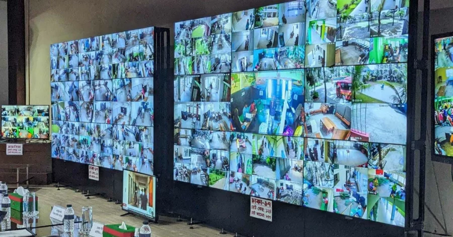 EC monitors ballot paper-based Dhaka-17 by-polls